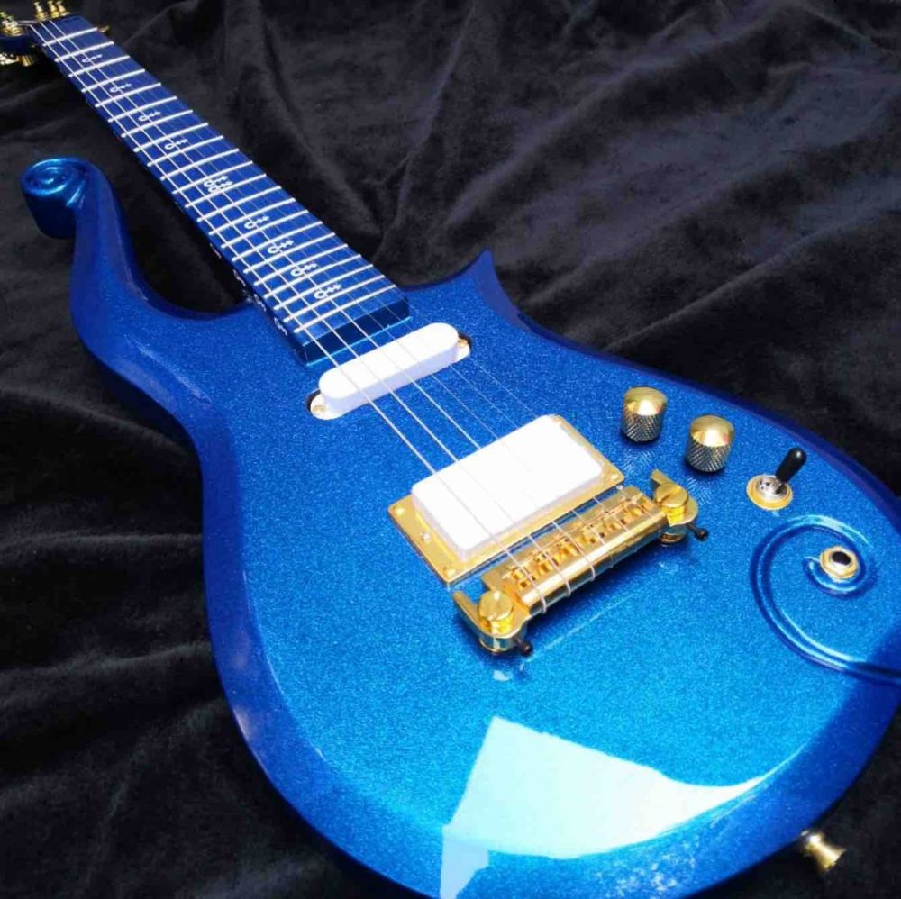 Prince Cloud in Blue