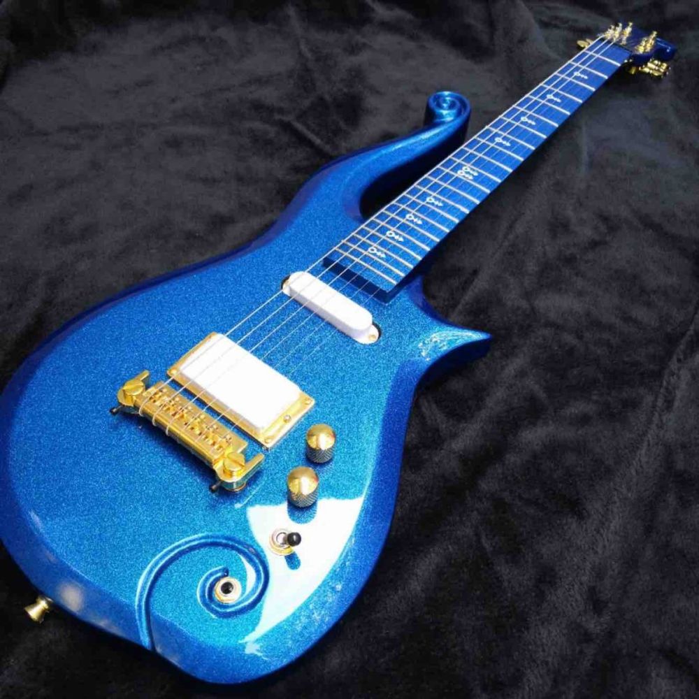 Prince Cloud in Blue